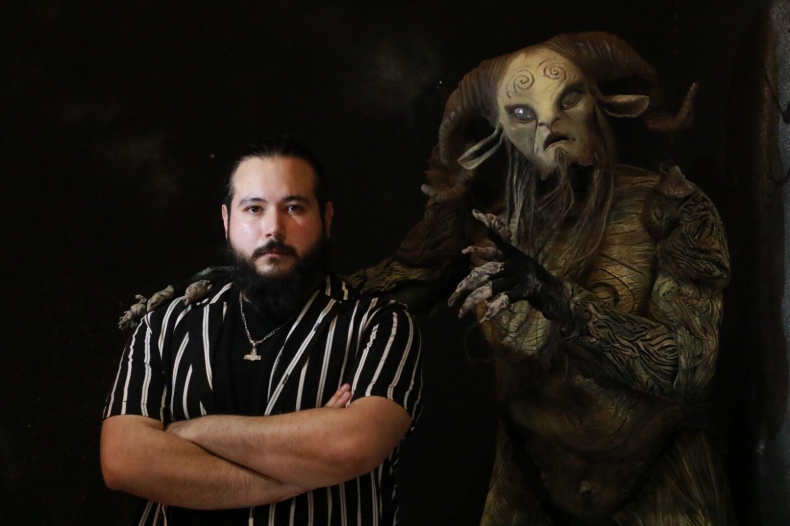 Mario Castro Un creador de mundos de fantasía – Periodico AM