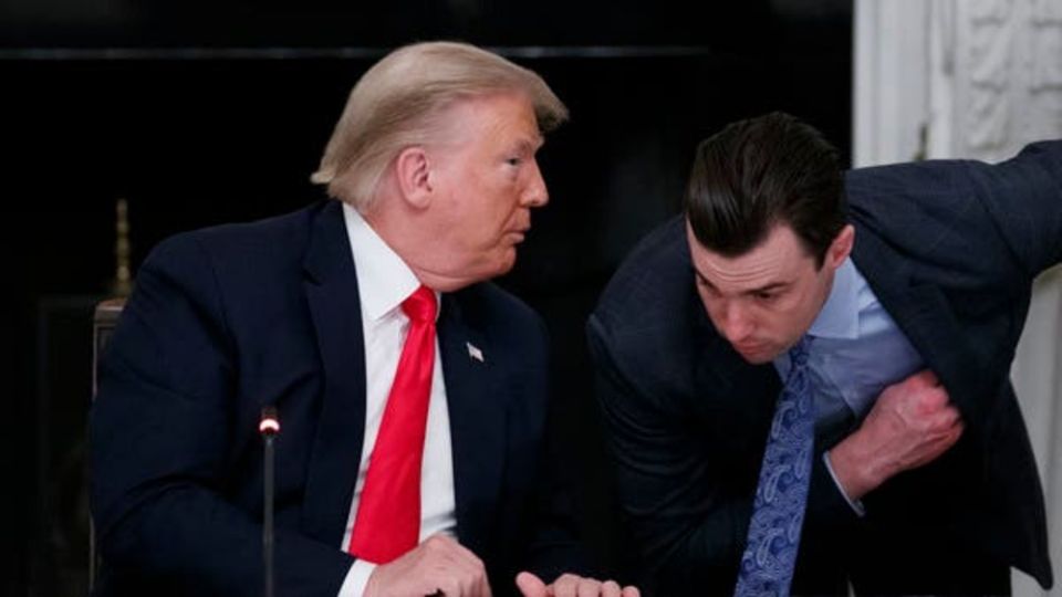 Se contagia de Covid-19 Nick Luna, asistente personal de Trump ...