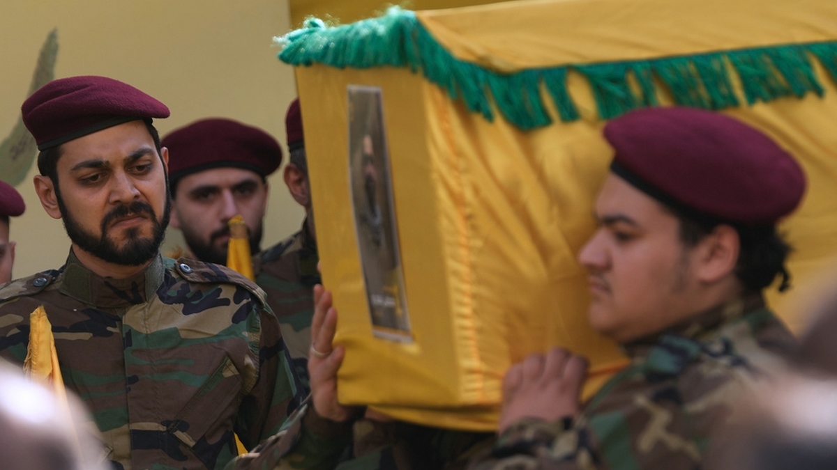 Lloran miles al líder de Hezbolá, Haytham Tabtabai