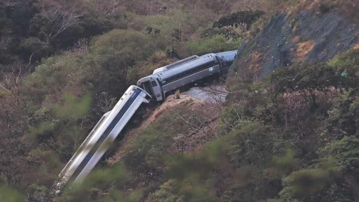 Adjudicación a Seguros Azteca del seguro de bienes del Tren ...